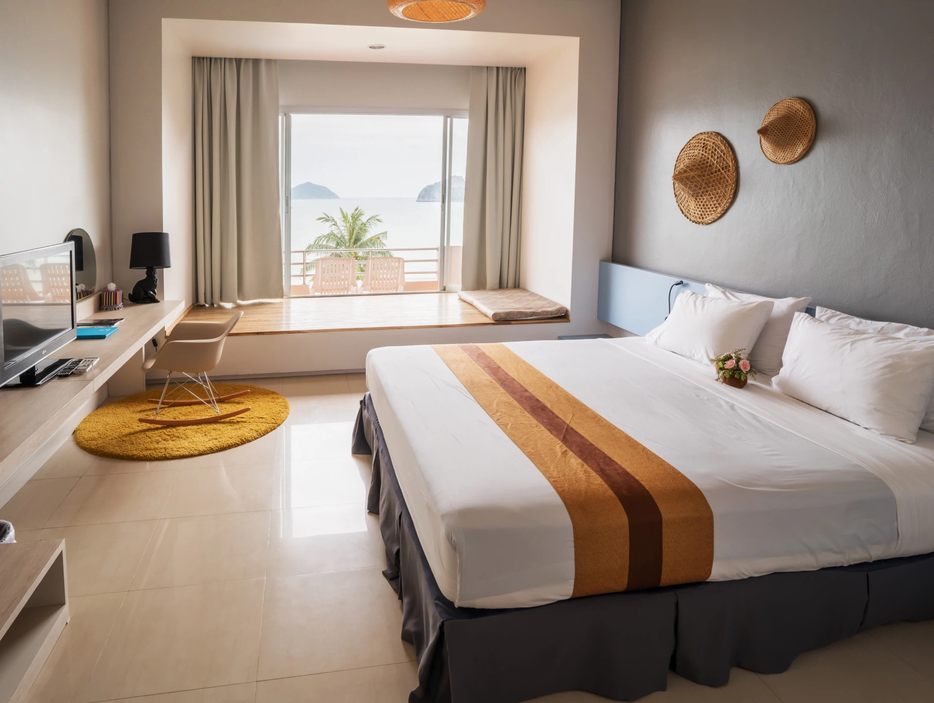 Queen Room – Cowlitz Event Center